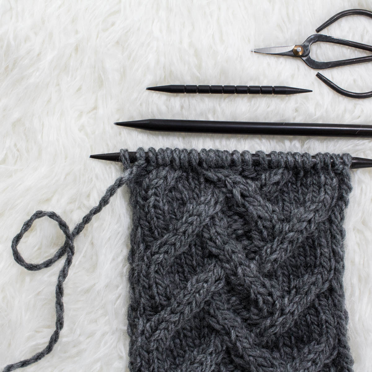 30+ Cable Knit Stitch + Video Tutorials : Brome Fields