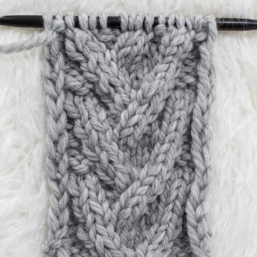 30+ Cable Knit Stitch + Video Tutorials : Brome Fields