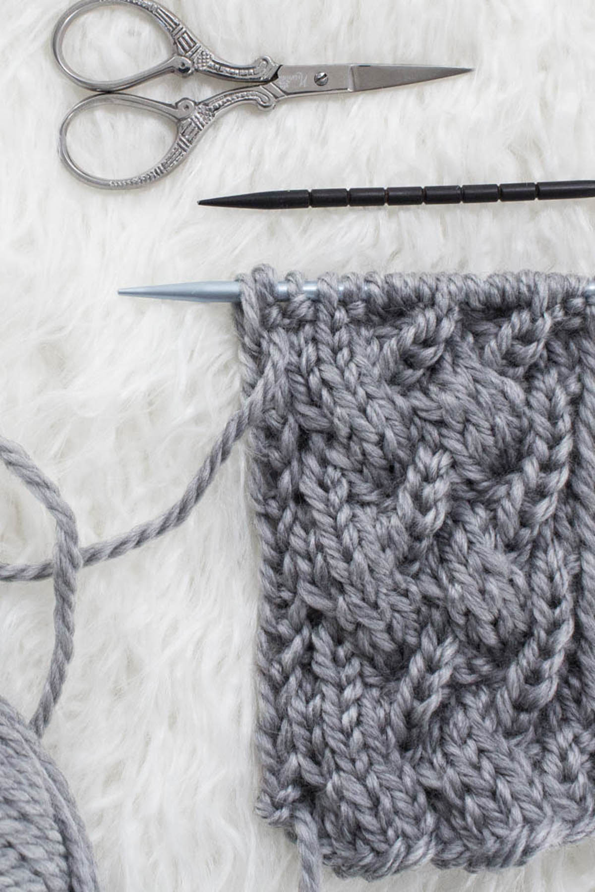 Uneven Cable Weave Knitting Stitch : Get it Here