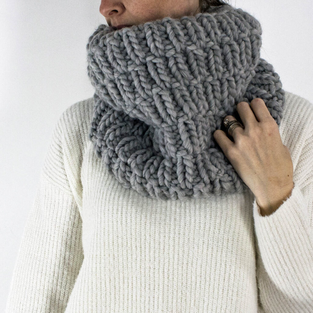 Cowl Knitting Patterns : Brome Fields